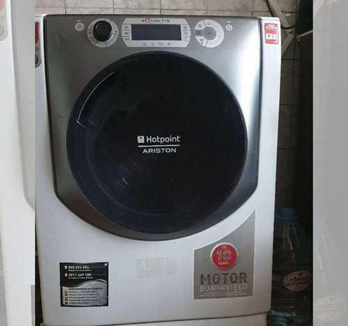 Стиральная машина Hotpoint Ariston Aqualtis 7кг