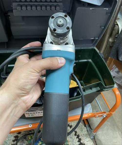 Ушм болгарка makita 125 9555HN