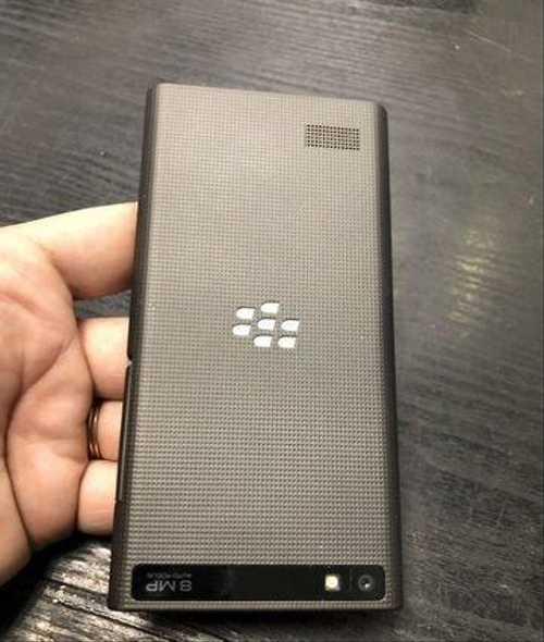 BlackBerry Leap
