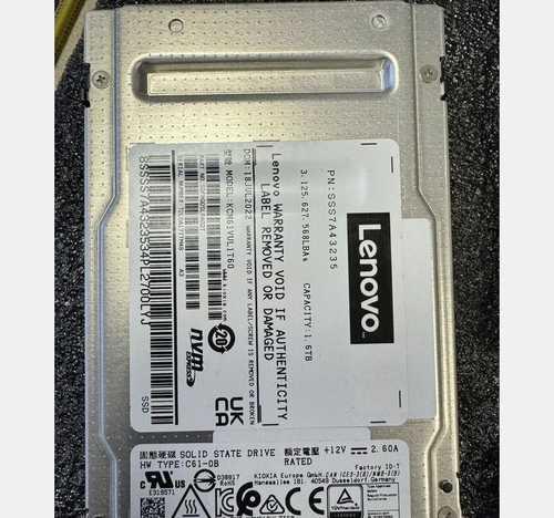 Серверный жесткий диск SSD 1.6 tb lenovo Kioxia