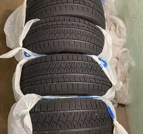 Triangle Snowlink PL02 265/45 R20 и 295/40 R20