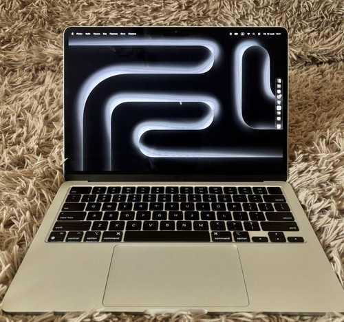 Apple macbook air 13 m2 2022