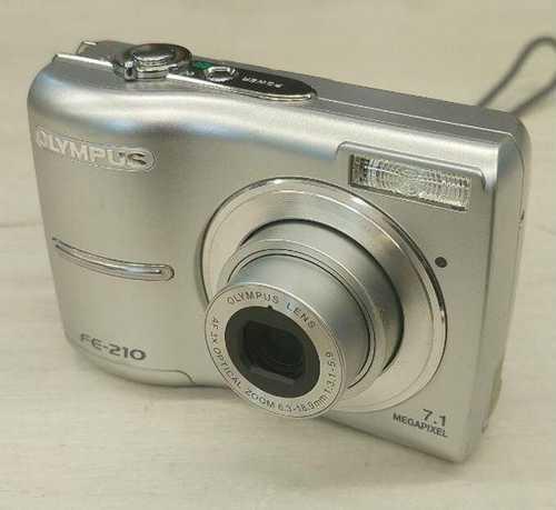 Цифровой фотоаппарат olympus fe-210 с картой 1gb