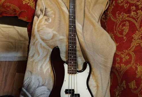 Fender Precision Bass.Mexico