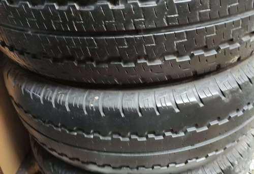 Kumho Radial 857 235/65 R16C