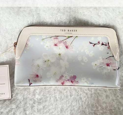 Ted Baker chanel dior guerlain Clinique payot