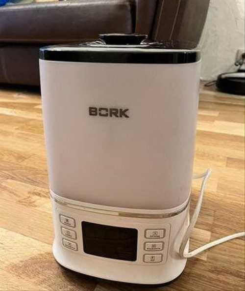 Увлажнитель Bork H710
