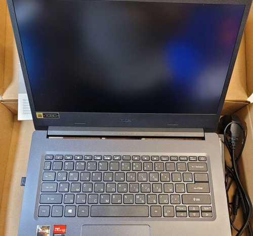 Acer Aspire 14" 8GB 256GB Ryzen 3 почти новый