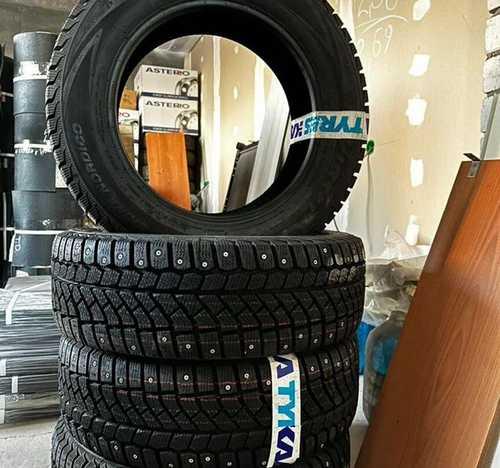 Viatti Brina Nordico V-522 195/60 R15