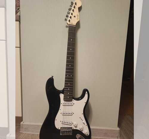 Электрогитара Fender squier stratocaster