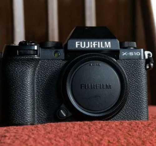 Fujifilm X-S10