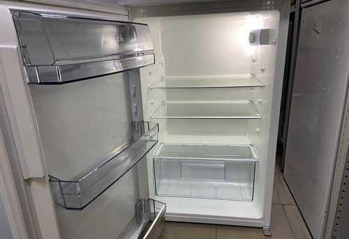 Встраиваемый холодильник AEG