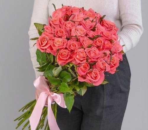 Букет 35 Розовых Роз (50 см.)