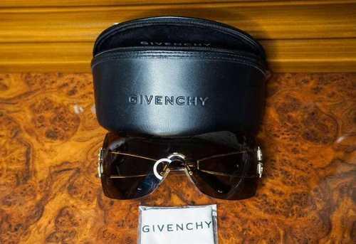 Солнцезащитные очки женские givenchy