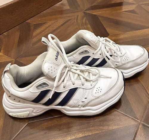 Кроссовки женские adidas 39