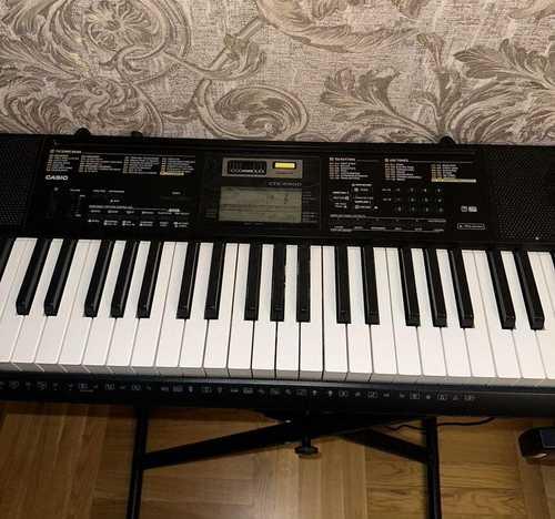 Синтезатор casio2400