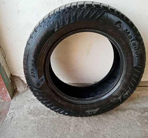 Matador MP 30 Sibir Ice 2 235/65 R17