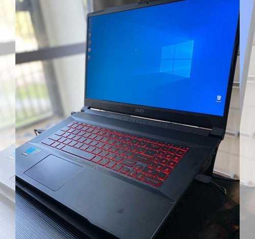 17.3" Ноутбук MSI Katana GF76 12UC черный