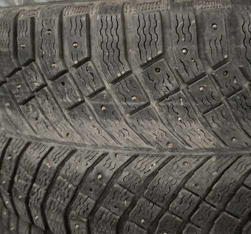 Michelin X Radial DT 275/40 R22