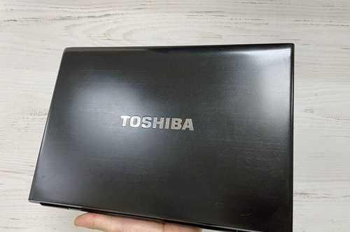 Ноутбук Toshiba Satellite R830-14U