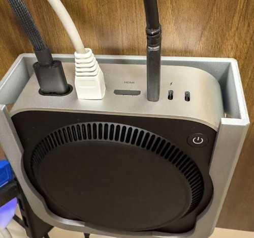 Настенное крепление Mac mini M4