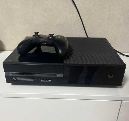 Приставка X Box one