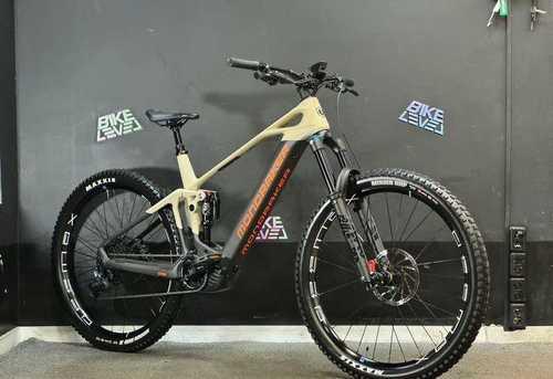 2023 E-Enduro Mondraker crafty carbon R