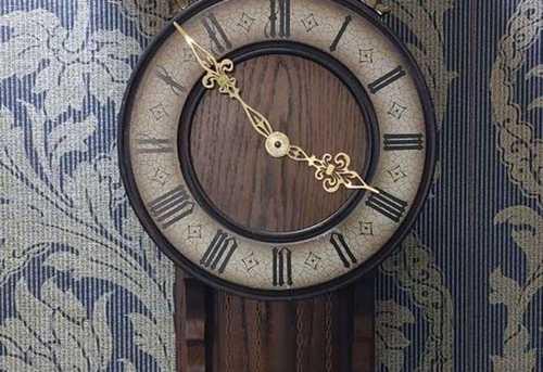 Антикварные часы с боем настенные