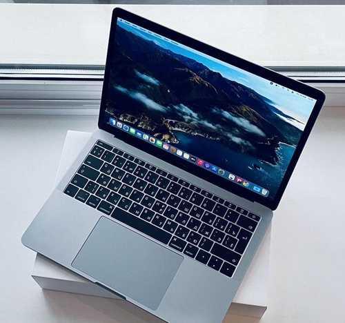 Apple macbook pro 13 2017