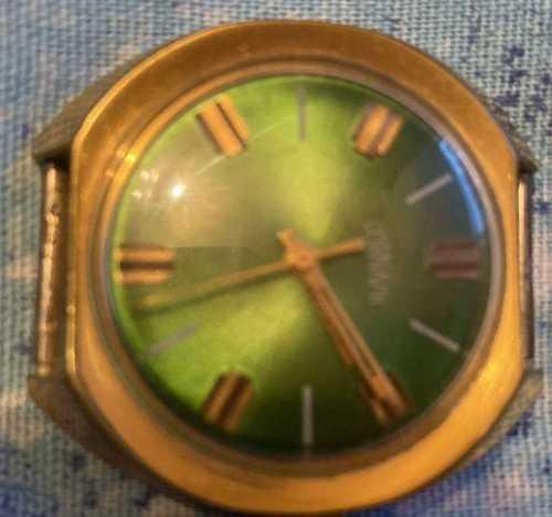 Наручные часы корнавин