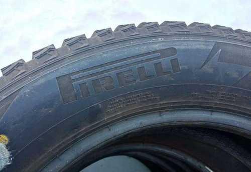 Pirelli Carrier All Season 215/65 R17 25F