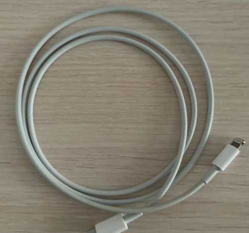 Кабель USB-C to Lightning