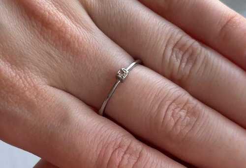 Минималистичное серебрянное кольцо