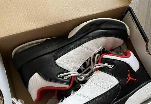 Jordan max aura 3