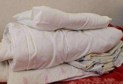 Одеяло икеа, постельное бельё на детскую кроватку