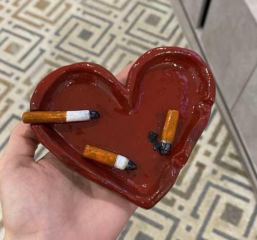 Пепельница из глины