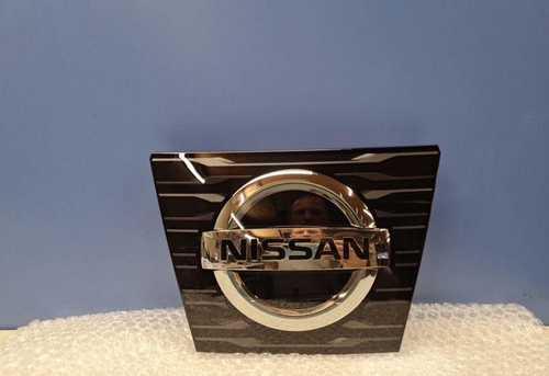 Эмблема Nissan X-Trail T32 2014