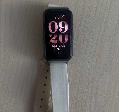 Huawei band 7 бу   ремешки и зарядка