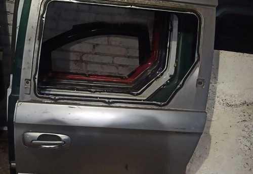 Сдвижная дверь Dodge Caravan Voyager 2001 - 2007гг