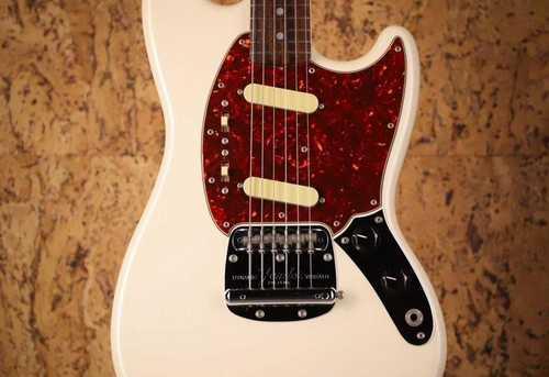 Fender MG65 Mustang Vintage White 2008 Japan