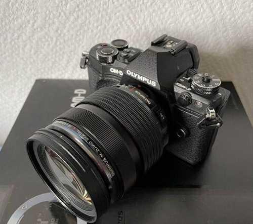 Фотоаппарат Olympus OM-D E-M5 II 12-40 f2.8