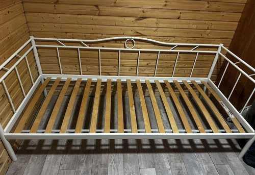 Кровать,кушетка железная IKEA
