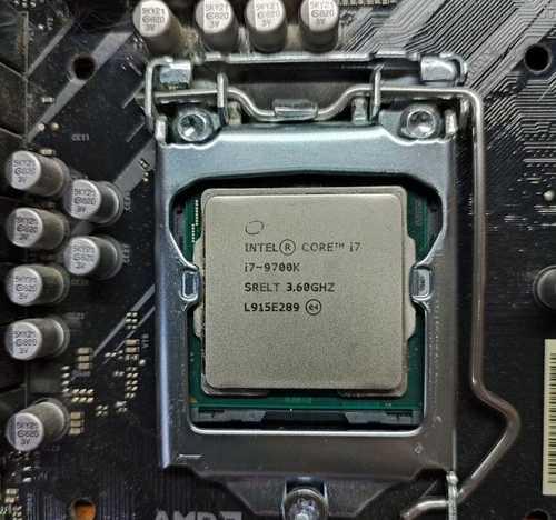 Intel core i7 9700k   Asrock Z390 Phantom Gaming 4