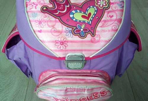 Школьный ранец, рюкзак, портфель