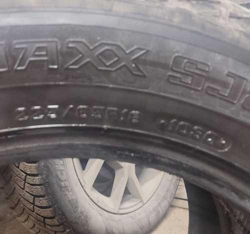 Dunlop Winter Maxx SJ8 225/65 R18 103Q