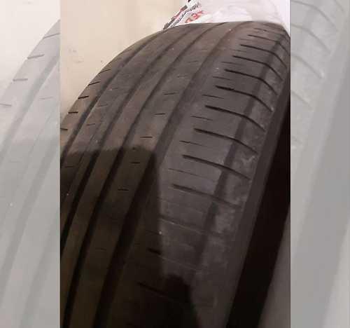 Yokohama BluEarth AE50 205/55 R16