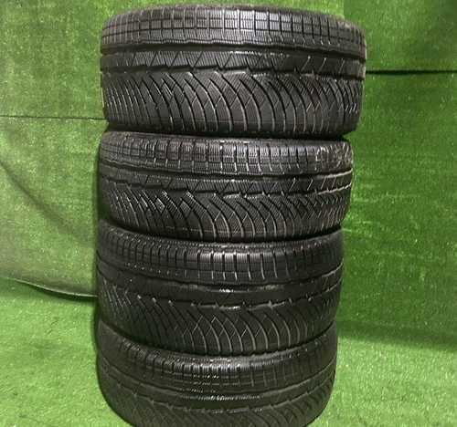 Michelin Pilot Alpin PA4 245/45 R19 и 275/40 R19 105W