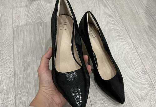 Туфли женские черные