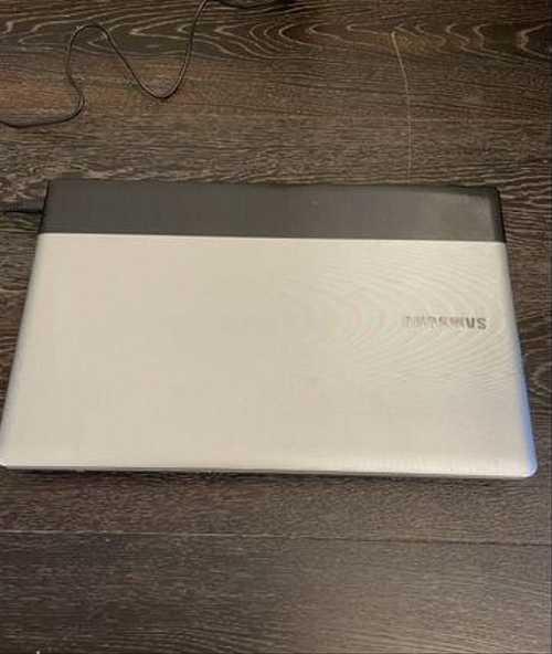 Ноутбук Samsung np300e5a-S03RU
