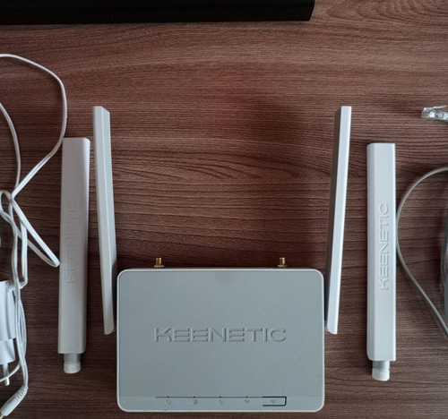 Роутер Keenetic Runner 4G